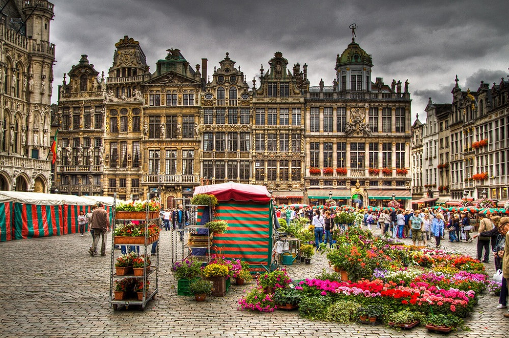 10 Most Beautiful Squares in Europe | Travel Away
