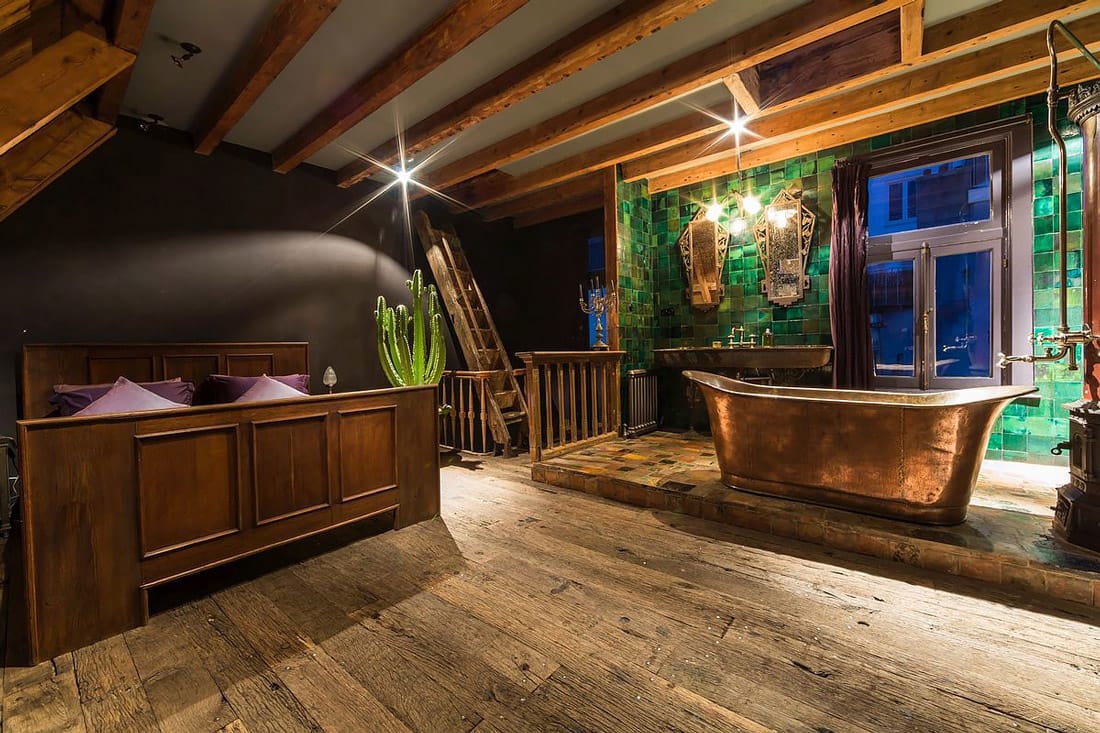 Mayer Manor: A Very Special Stay in Amsterdam