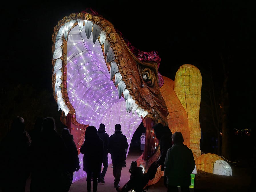 Christmas in Paris: The Complete Guide