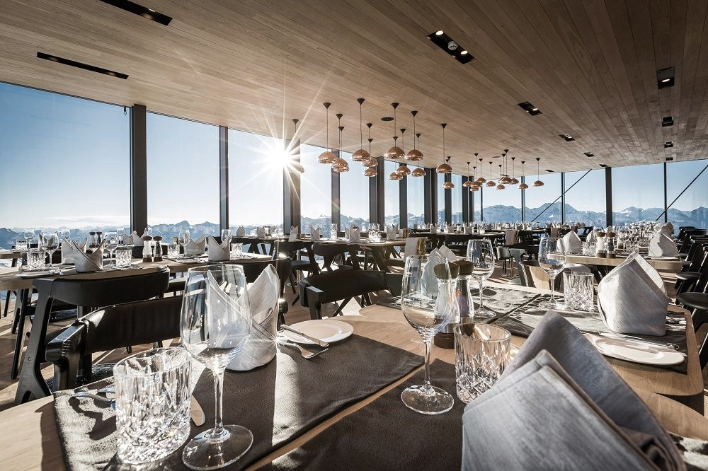 Gourmet Dining at 3.048 m High in the Austrian Alps