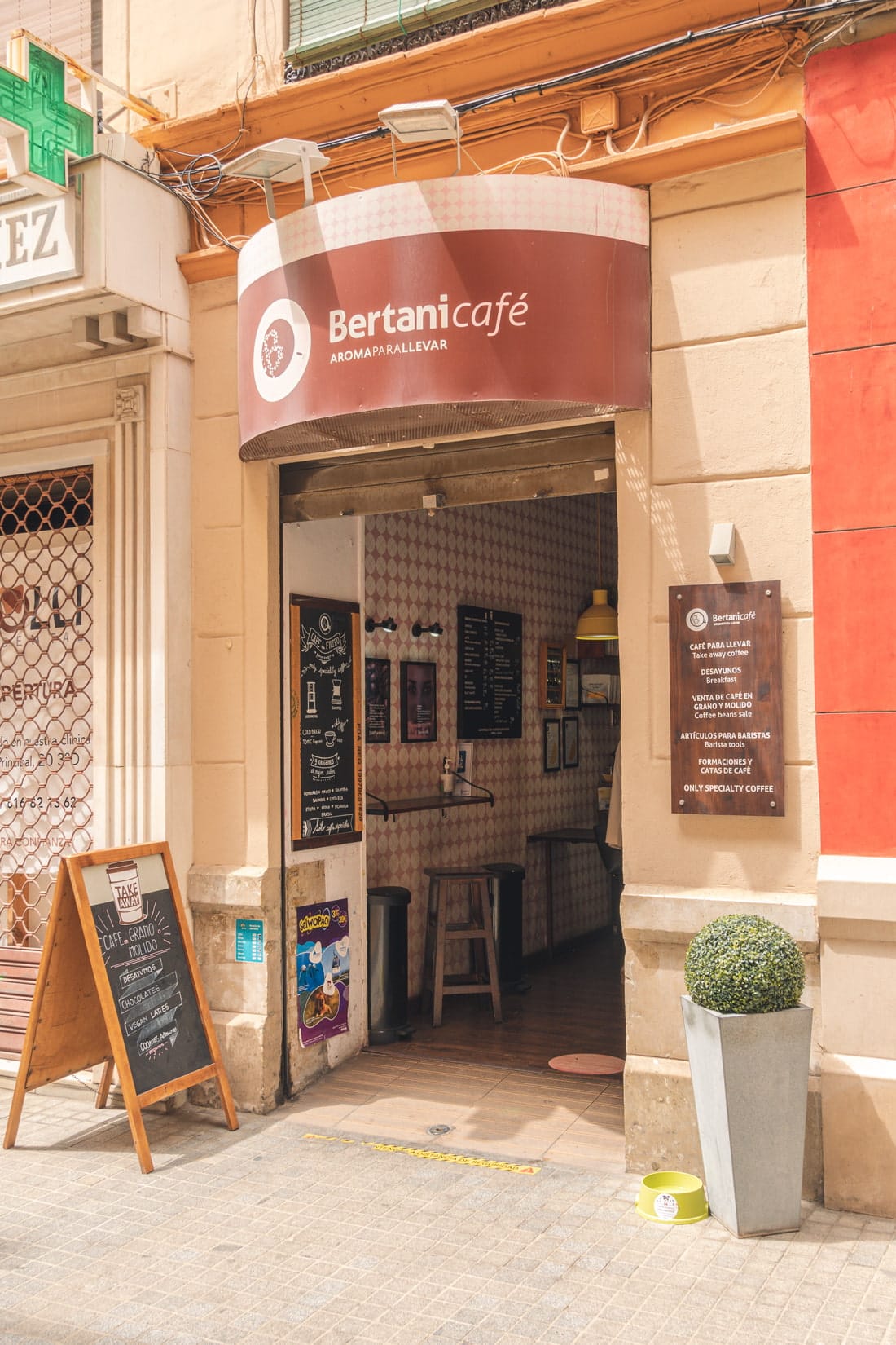 6 Must-Visit Specialty Coffee Places in Málaga