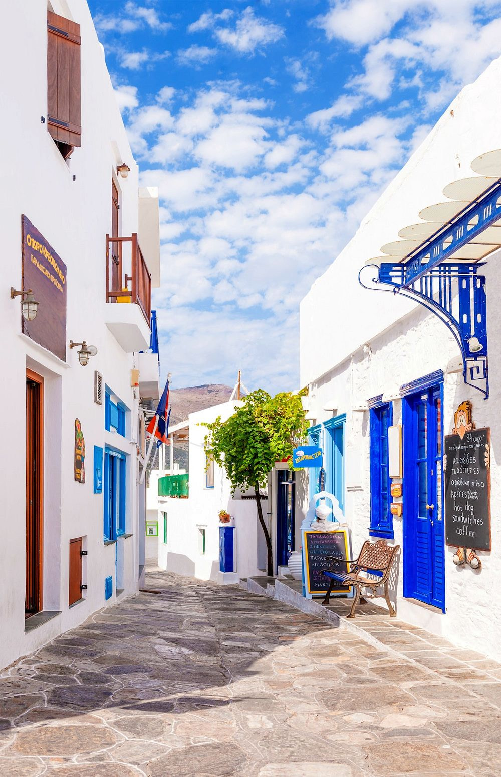 The Best Examples of Cycladic Architecture in Greece