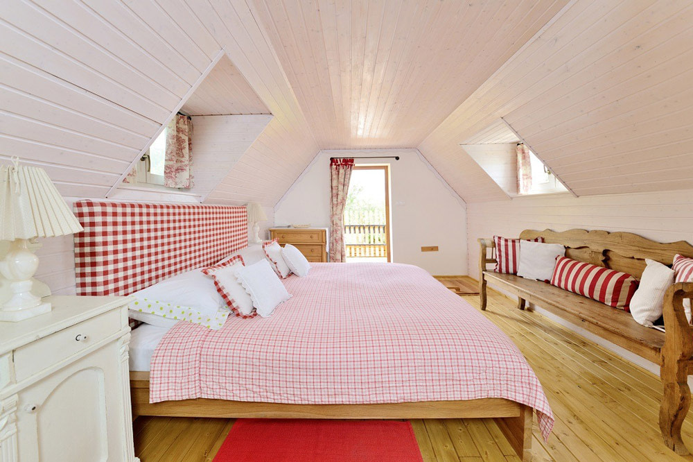 27 Romantic Vacation Ideas That Will Leave the Two of You Mesmerized