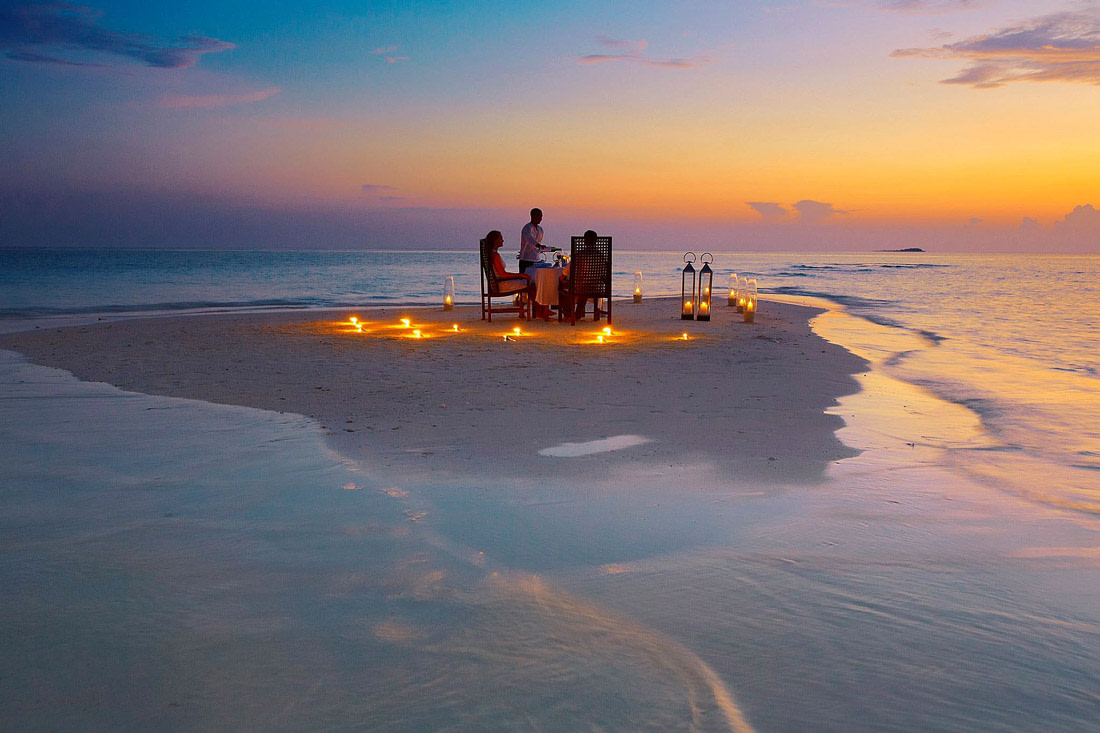 23 Spectacular Dining Locations in the Maldives