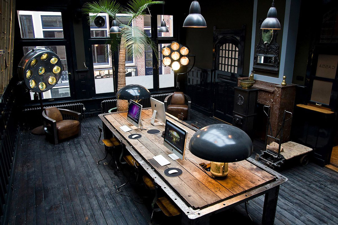 Mayer Manor: A Very Special Stay in Amsterdam