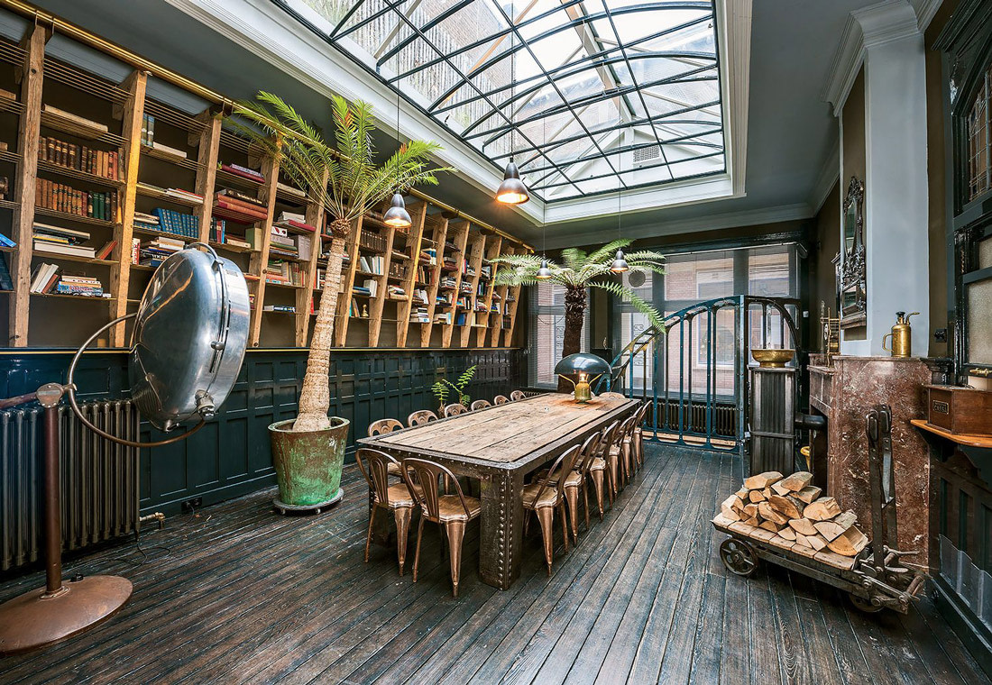 Mayer Manor: A Very Special Stay in Amsterdam