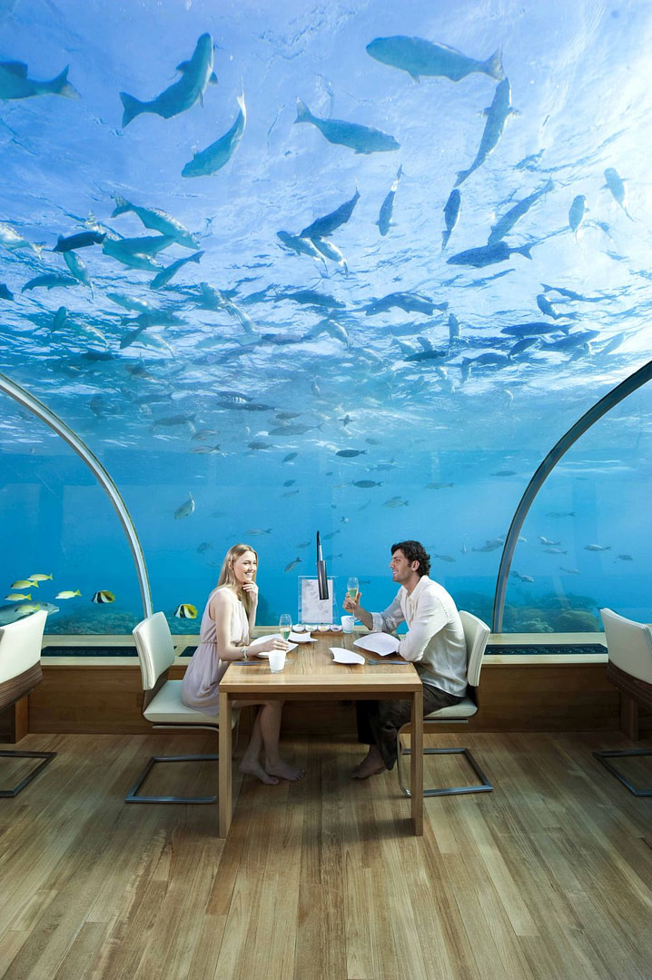 World's First All-Glass Undersea Restaurant