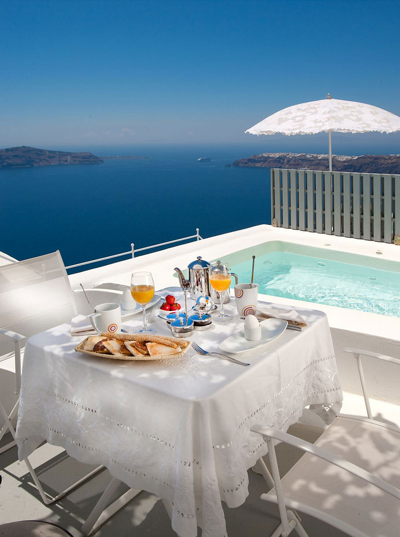 These Are The Amenities Every Hotel Room Should Have