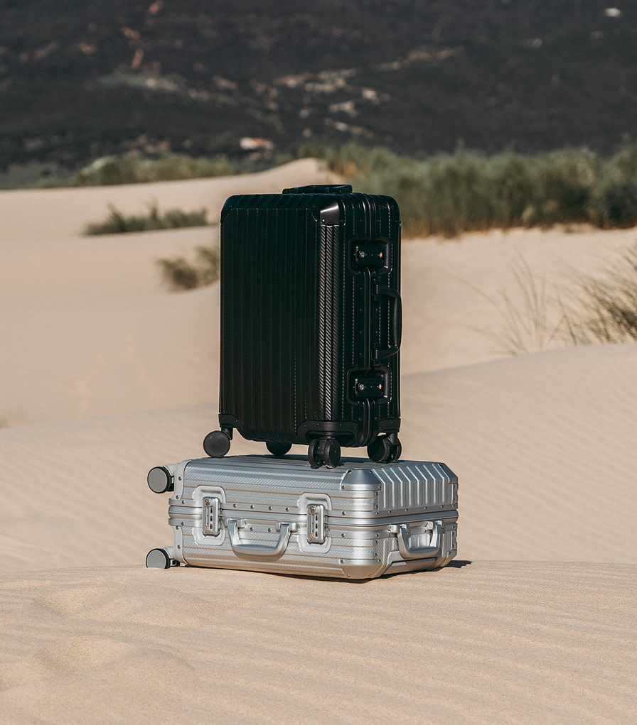 Zipperless Luggage: All You Need to Know + My Top Picks