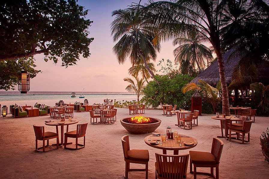 23 Spectacular Dining Locations in the Maldives