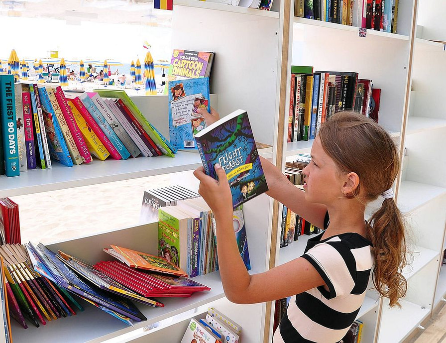 Albena’s Ingenious Beach Library