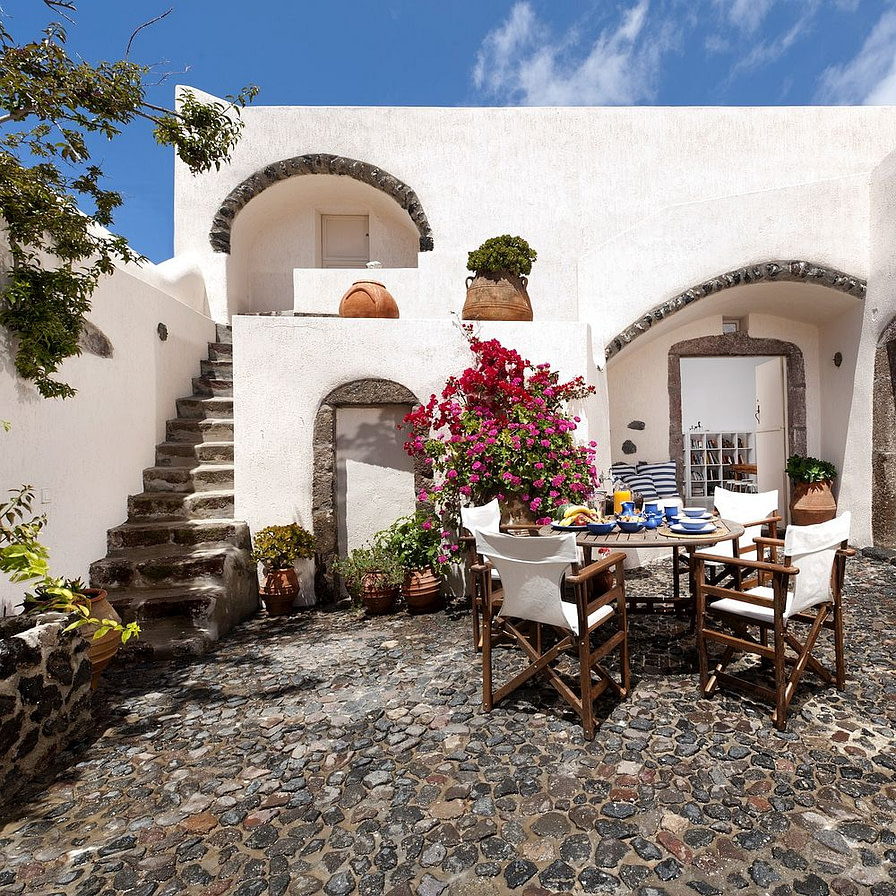 The Best Examples of Cycladic Architecture in Greece