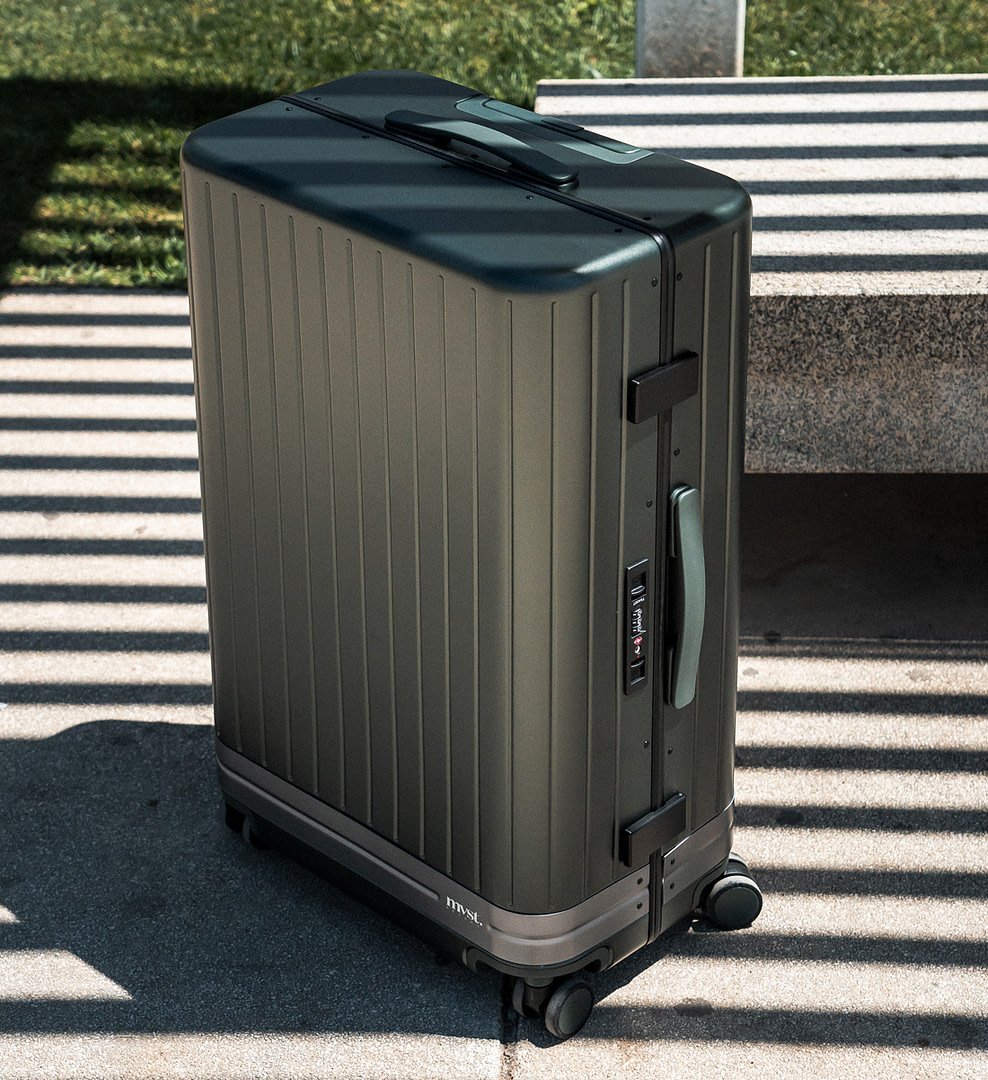 MVST Select C45 Polycarbonate Suitcase Review